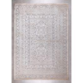 Alvita Grey & Cream Rug - A modern rug with a traditional arrangement
